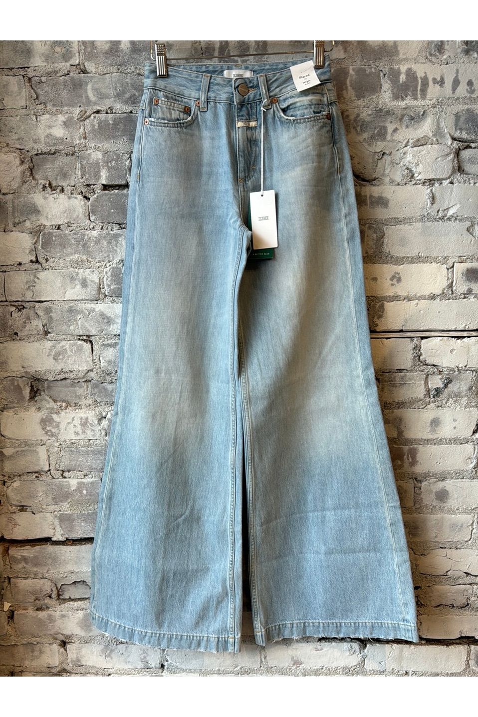 A BETTER BLUE Glow-Up - Light Blue | DUNE + SALT